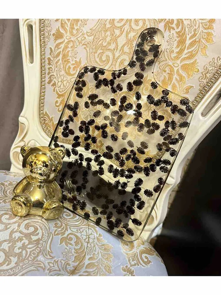 Декоративная доска "Шишки", эпоксидная смола, для кухни, 35х25 см