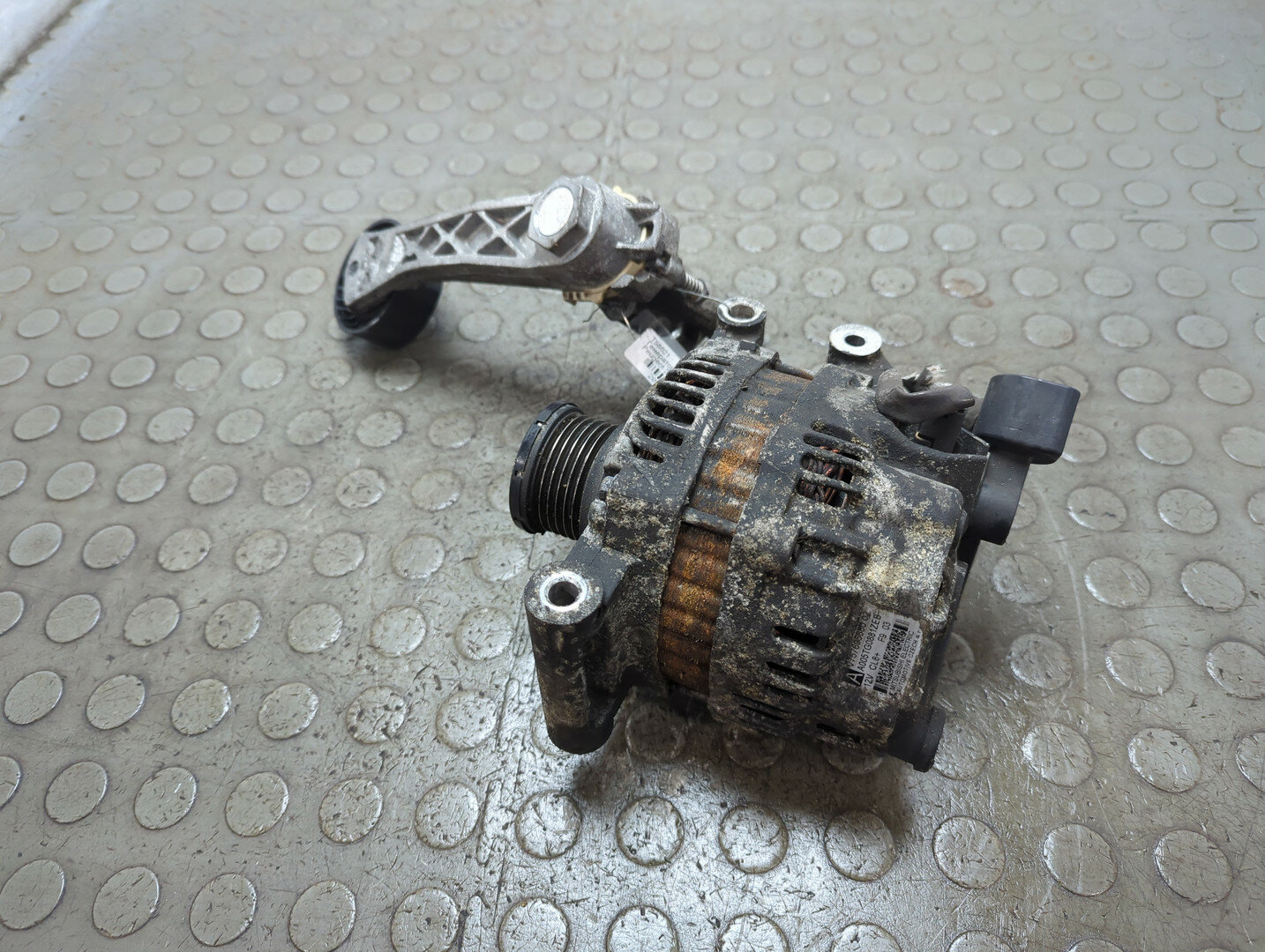 Генератор Peugeot 207 Б/У