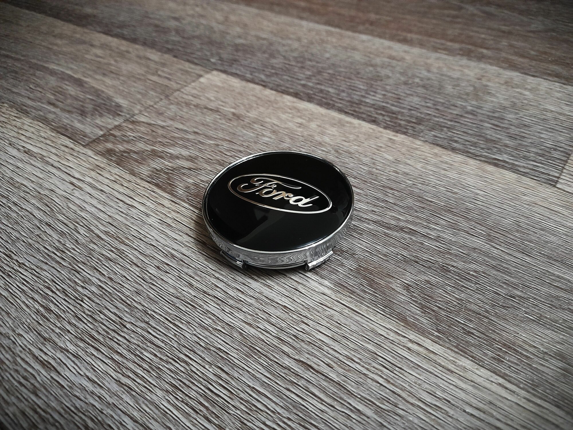 Колпак черный ступичный колесного диска 1 шт. 60 мм Ford на Форд Фокус 2, Фокус 3, Мондео 4, Куга 1, Куга 2, Мондео 5