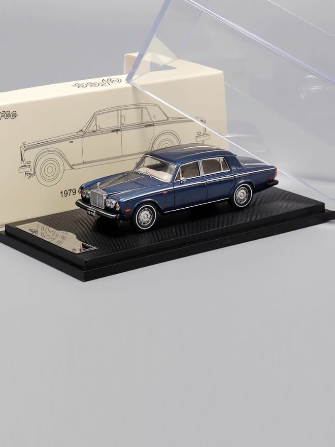 Легкосплавный автомобиль модели GFCC 1/64 Лимитированная серия Rolls-Royce Silver Shadow 1979 года выпуска