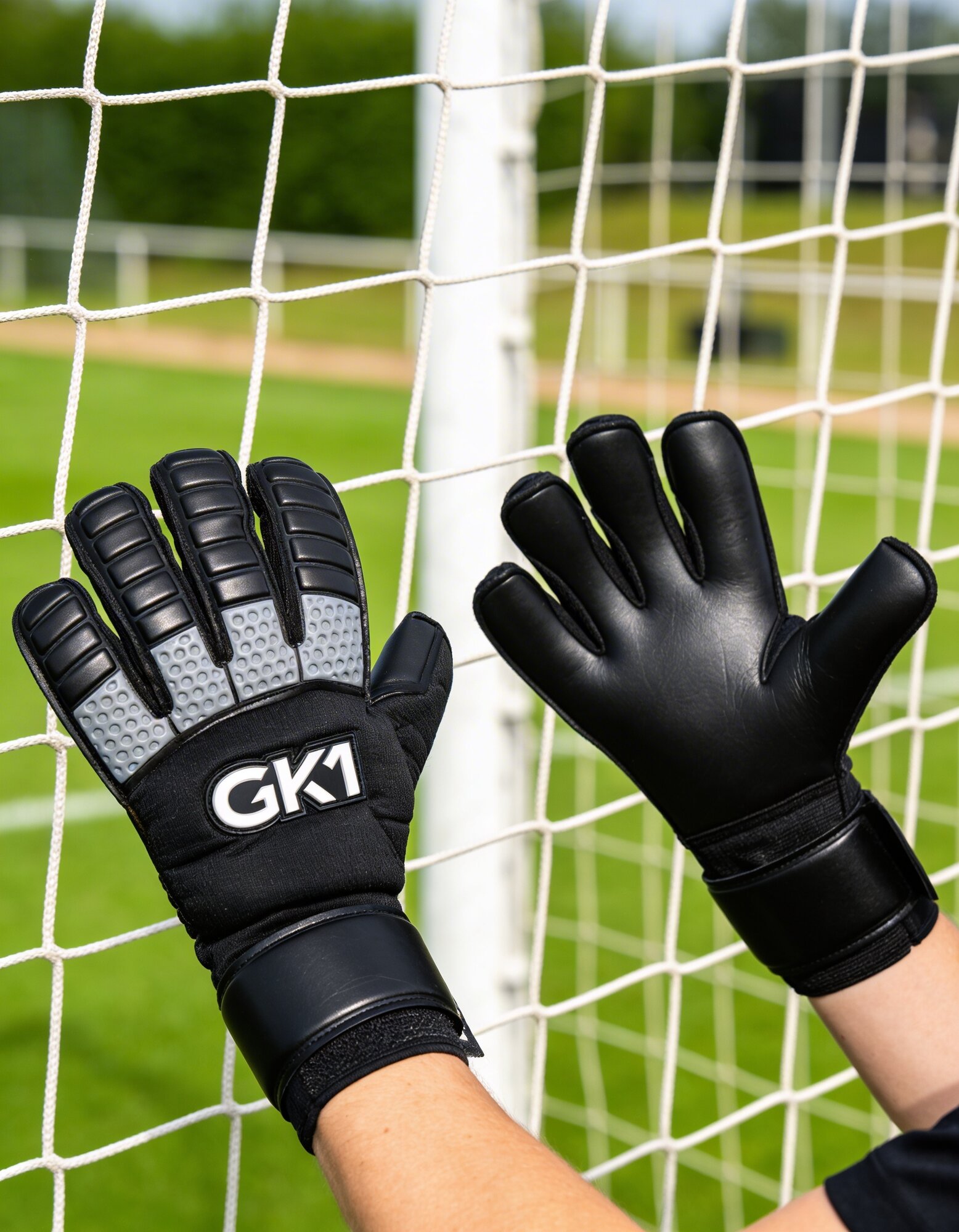 Вратарские перчатки GK1 Evo Black New Basic (9 размер) черный