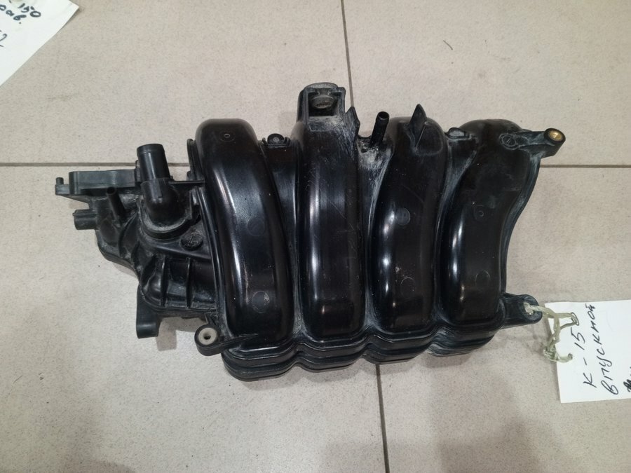 Коллектор впускной от Toyota Corolla E150 2006-2013