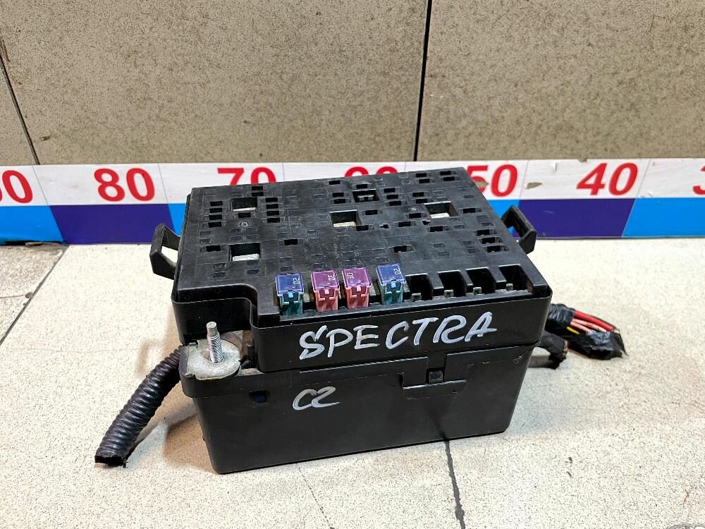 Блок предохранителей Kia Spectra I