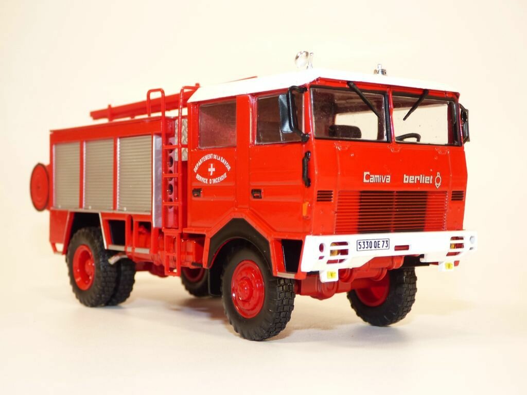 Модель коллекционная ALTAYA Berliet gbd 4X4 fourgon-pompe tonne hors route camiva