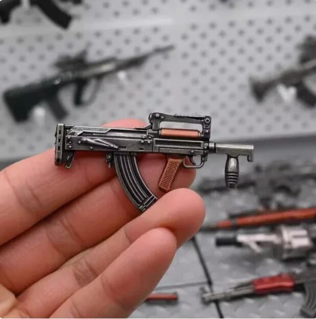 Модель пистолета Chika M4 AK47 1/12 Dog smash 140mm