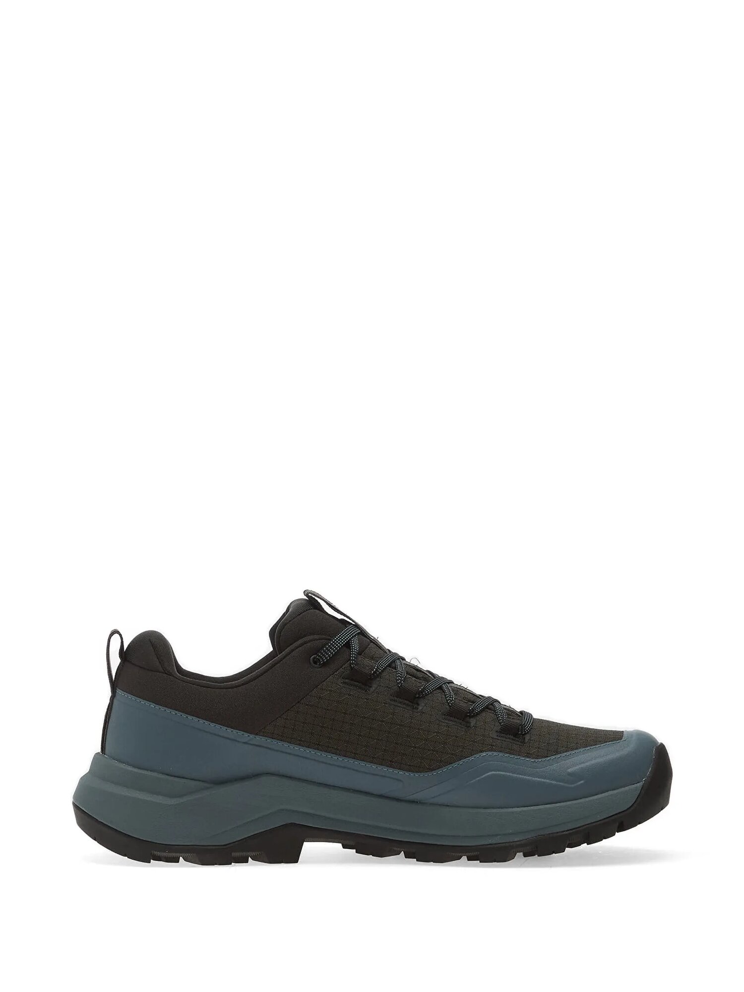 Кроссовки Sertig III Low GTX