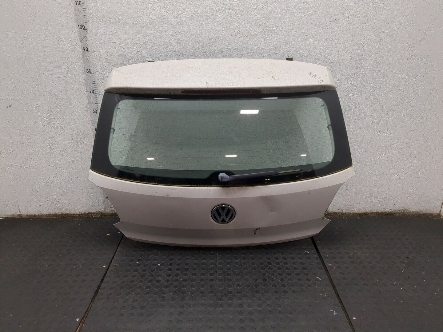 Крышка (дверь) багажника Volkswagen Polo Б/У