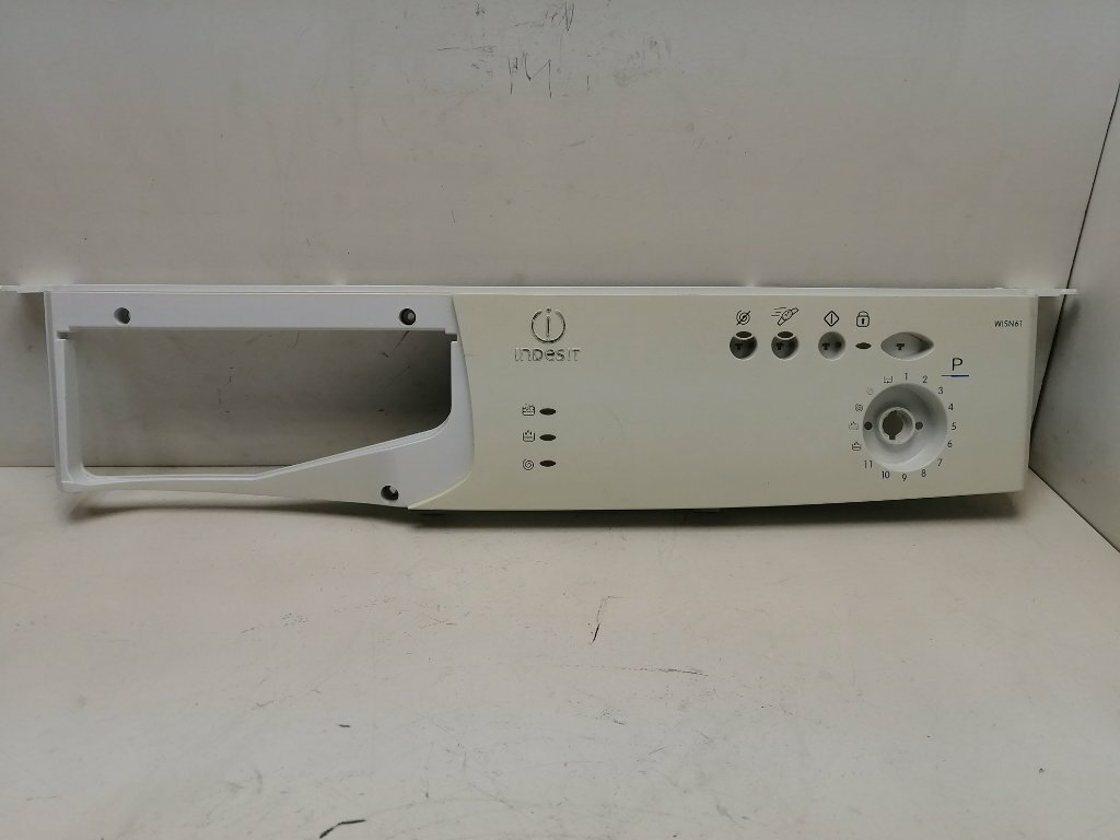 WISN61 кт88 Лицевая панель для стиральной машины Indesit WISN61 б/у