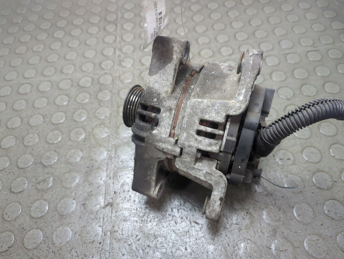 Генератор Opel Corsa D Б/У
