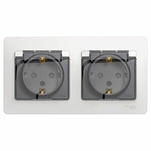 Глосса белый розетка скрытая 2-мест заземление с крышкой шторки IP44