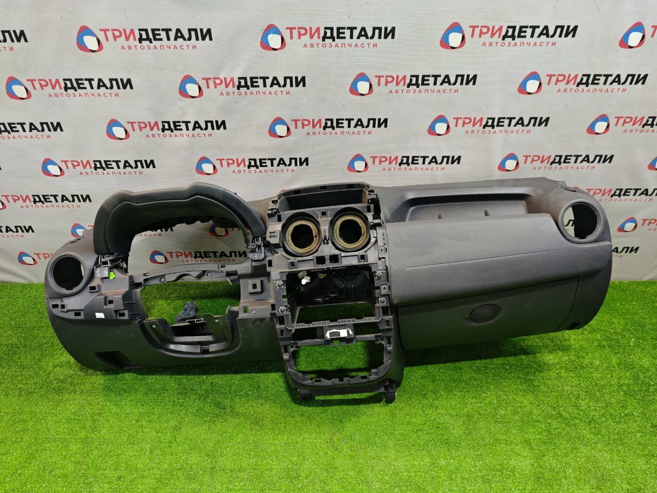 Торпедо Renault Duster 1.6 H4MD438 2016 (б/у)