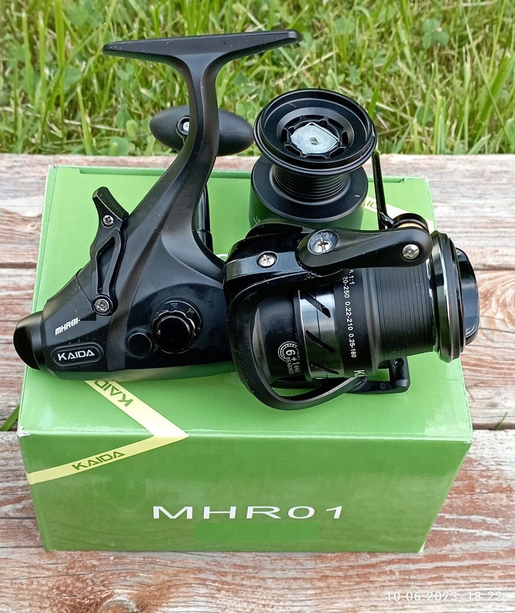 Катушка Kaida MHR01, с байтраннером, 6+1 подшипников, черная