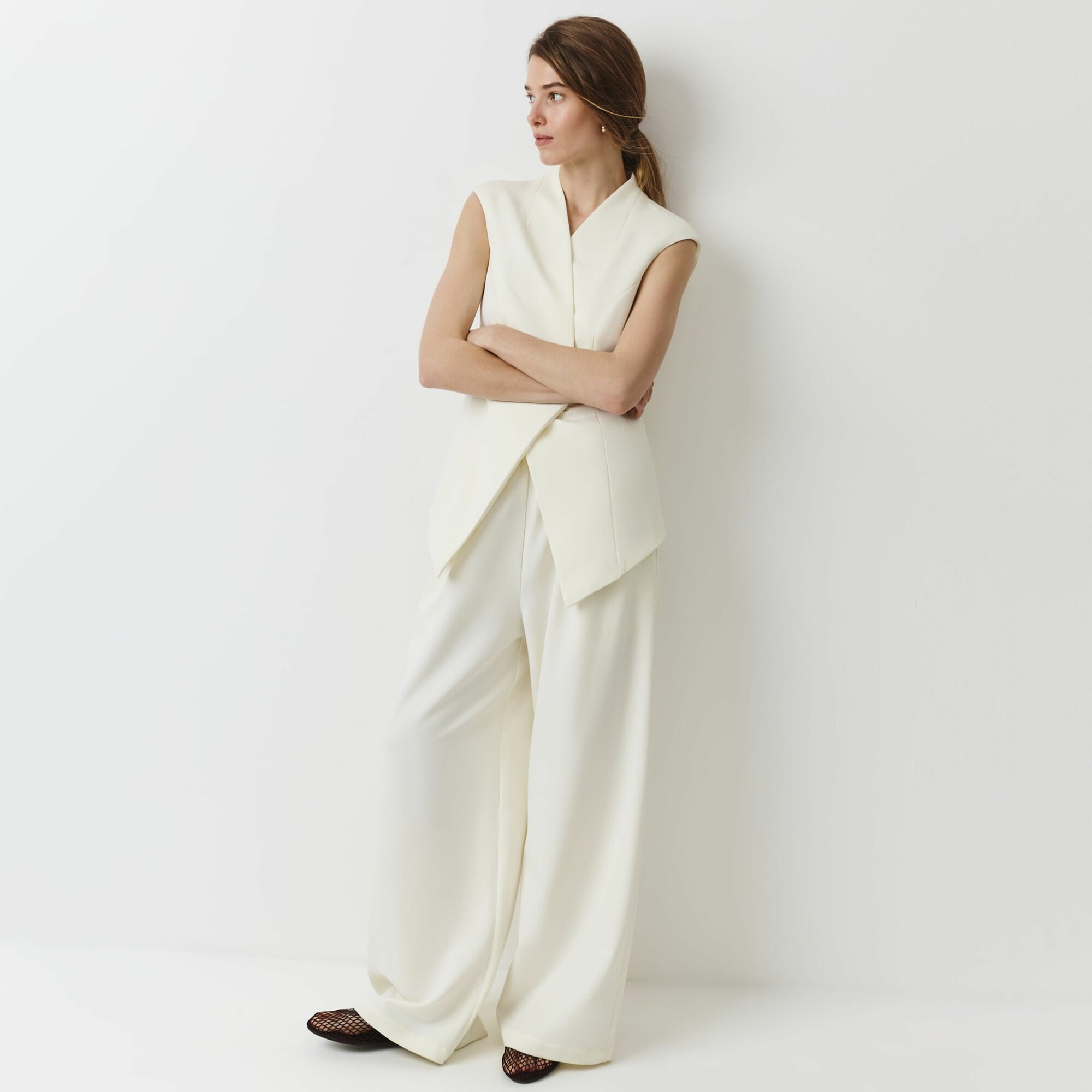 Брюки женские, р. S, полиэстер/вискоза ОК, молочные, Dominga