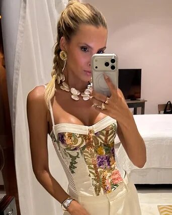 Комплект одежды