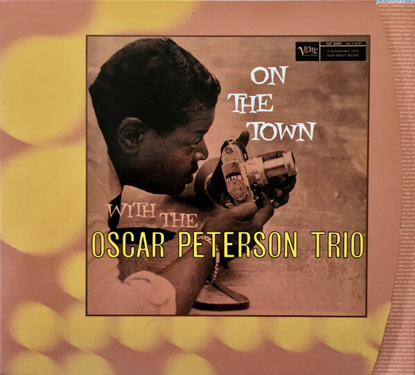 Компакт-диск PETERSON, OSCAR. On The Town With The Oscar Peterson Trio (1 CD)