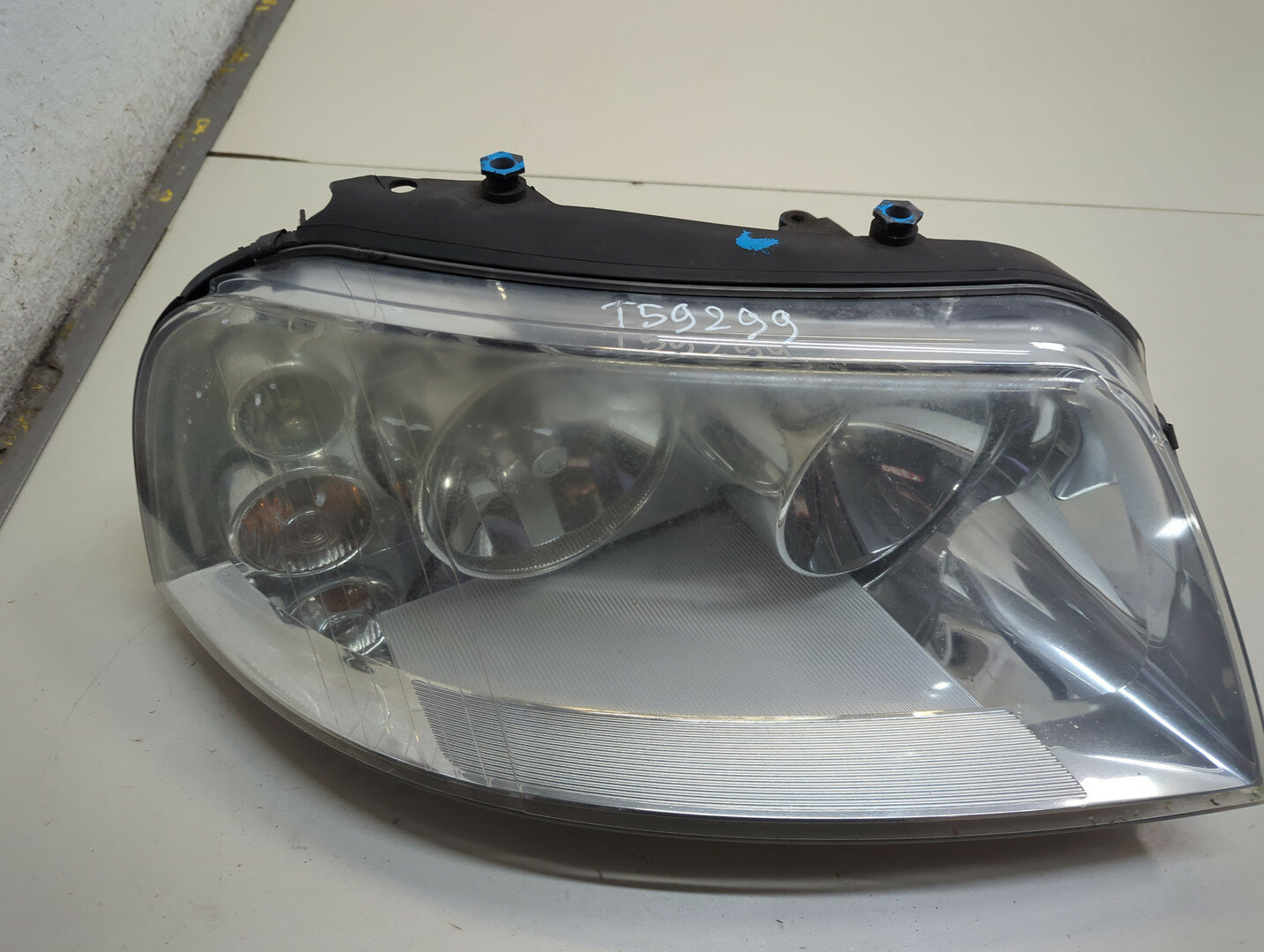 Фара (передняя) правая Volkswagen Sharan Б/У