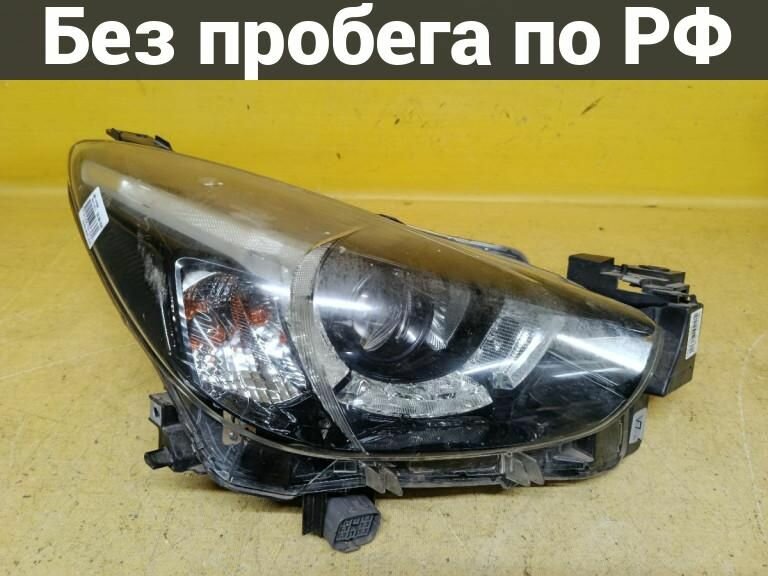 Фара Право с пробегом Mazda Demio DJ5AS