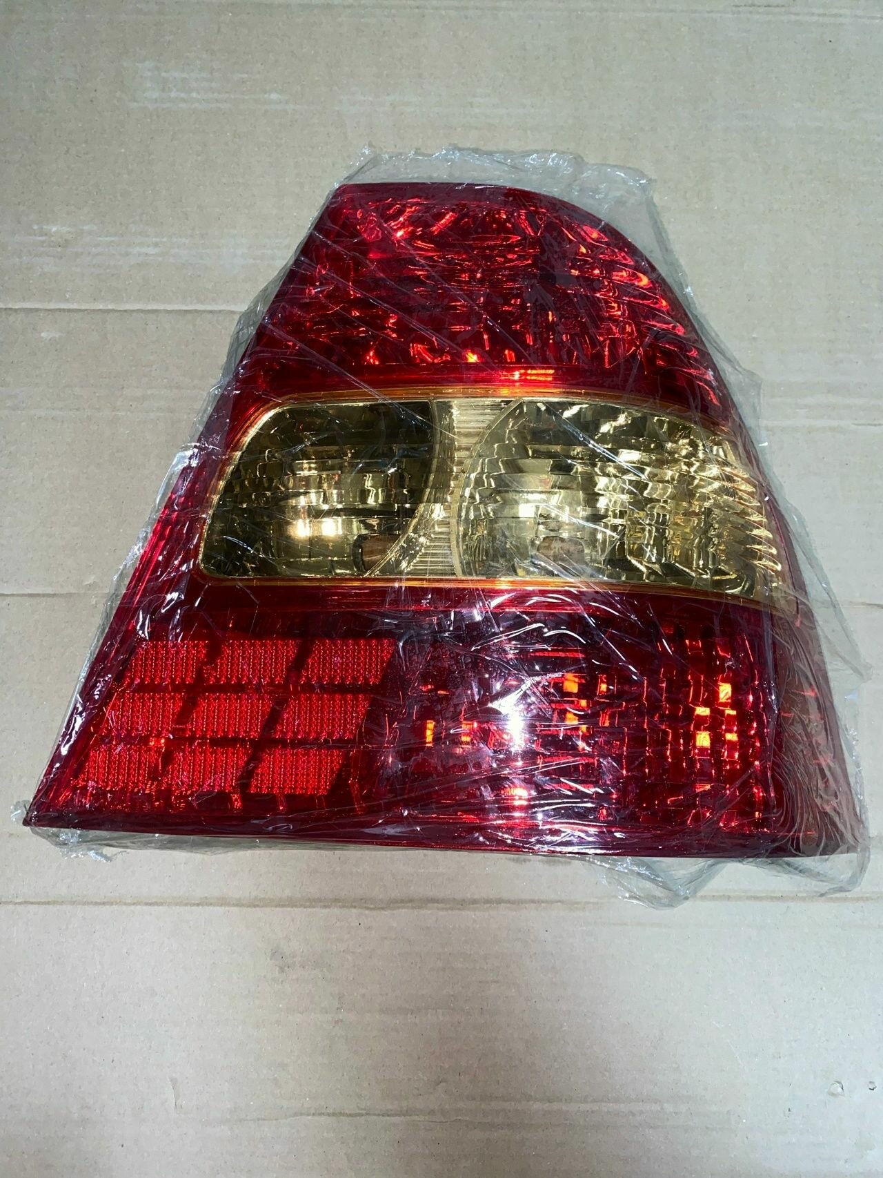 Стоп фара COROLLA NZE120 00-02 RH TY01-1802R (китай FORSUPER)