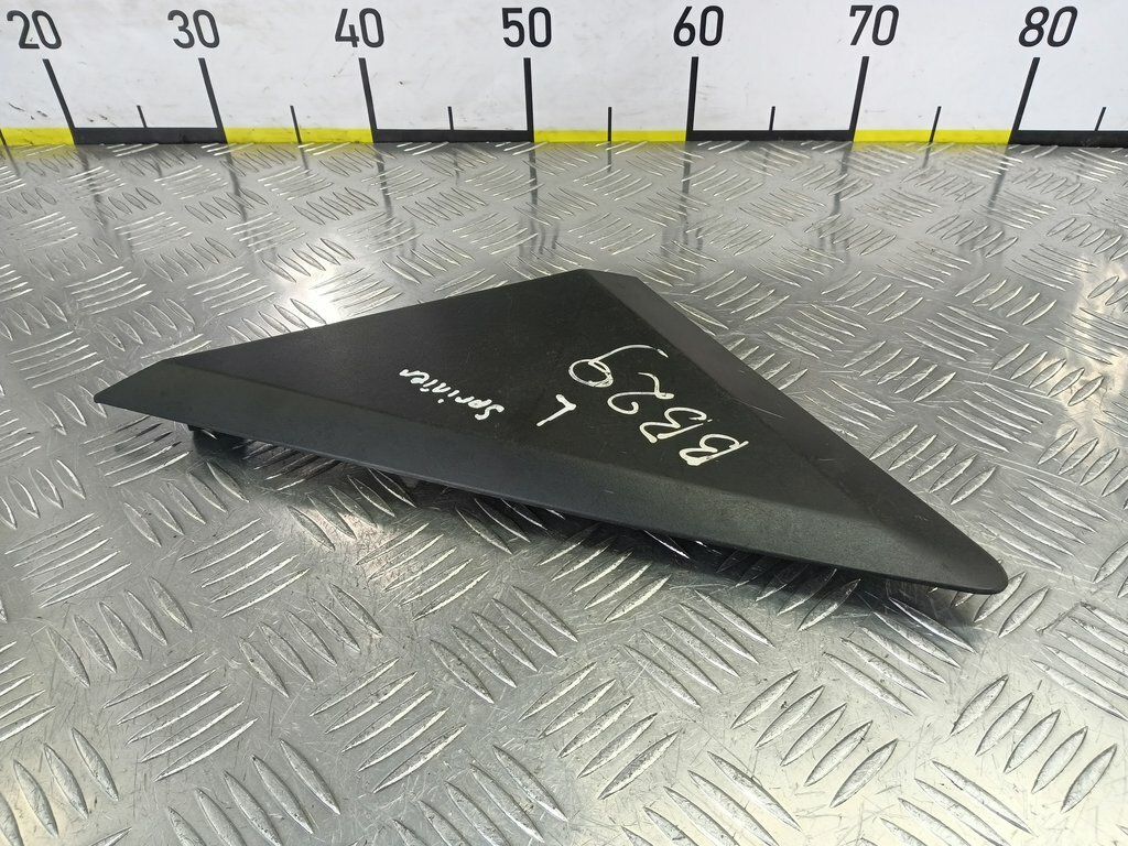 Накладка крыла переднего левая Б/У для MERCEDES-BENZ Sprinter W906 (2006—2019) A9068110007