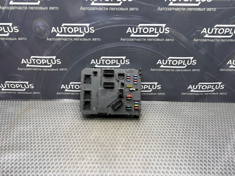 Блок предохранителей Peugeot 206 1998-2010 (1.4) Б/У с пробегом Арт. 690