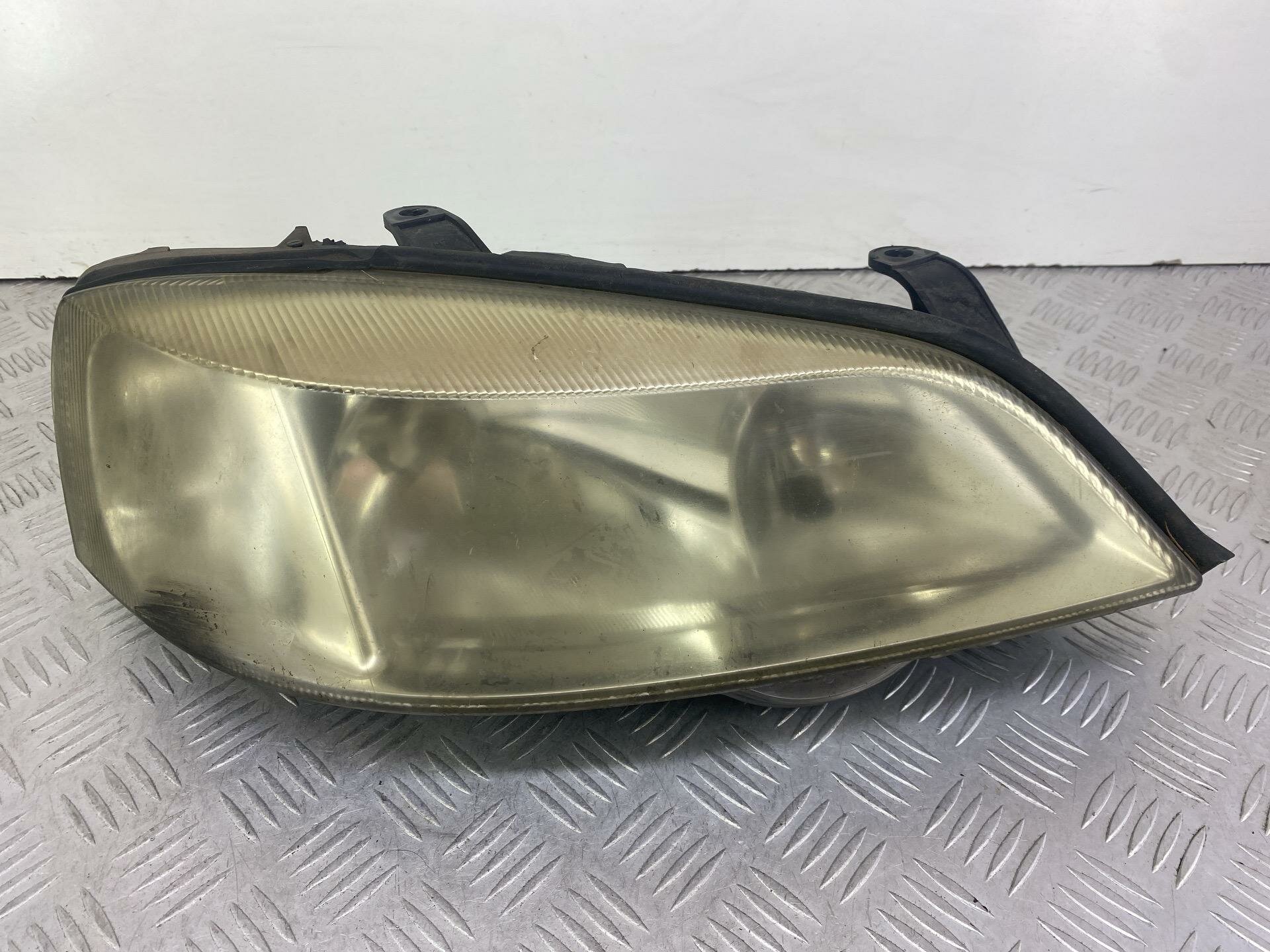 Фара правая Opel Astra G 1999 90520878RH
