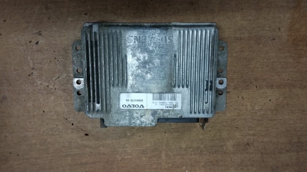 Блок управления двигателем Volvo S40 V40 1