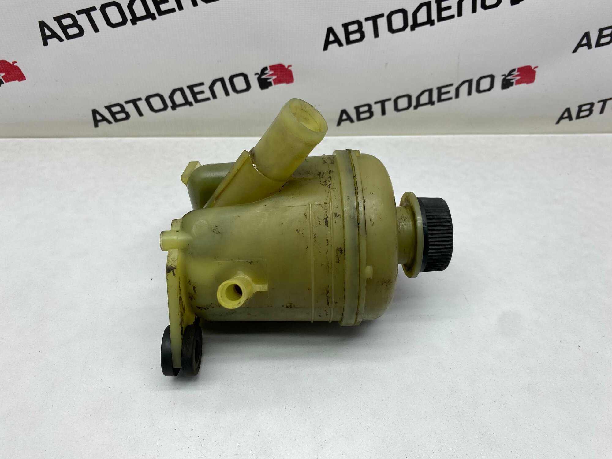 Бачок гур Mazda 626 GE 1992 г