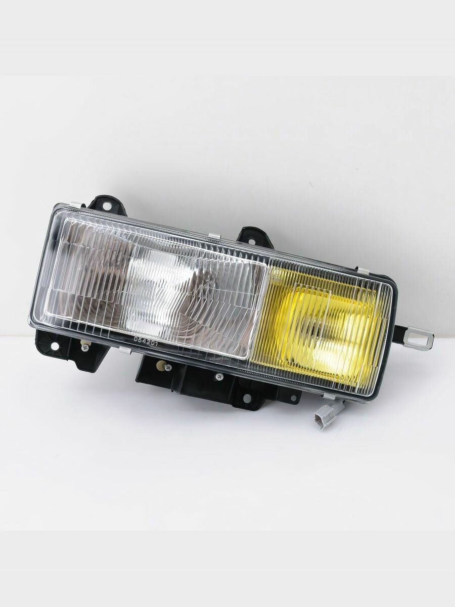 Фара ISUZU ELF/FORWARD 1992-1994 г правая, белая туманка, NILSON PARTS