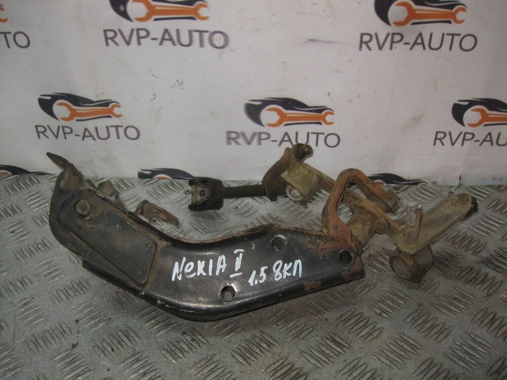 Кронштейн двигателя Daewoo Nexia 1.5 8кл 1995-2016
