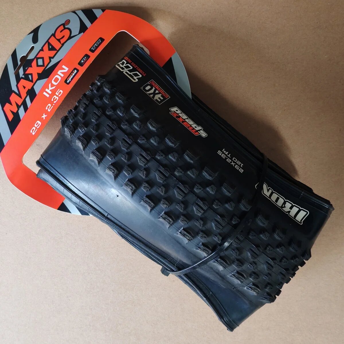 Maxxis IKON 29x2.35 MTB шина