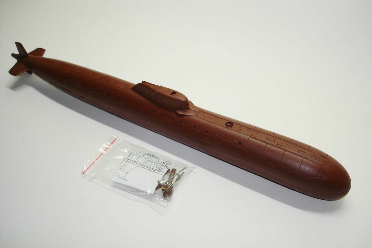 Набор для самостоятельной постройки модели АПЛ пр. 670М (SSGN Charlie-II resin kit), масштаб 1/350