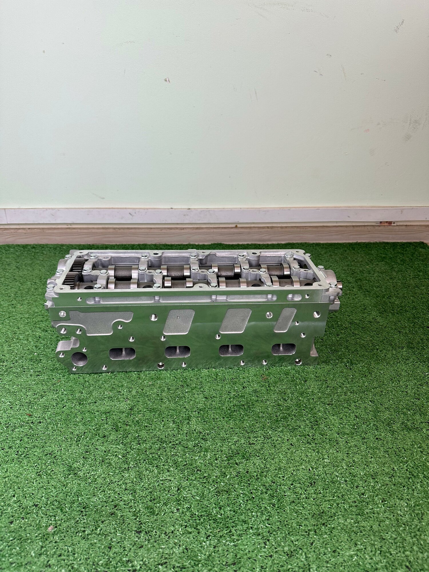 Головка блока цилиндров новая VW Crafter Amarok 2.0 TDI CDB CFH