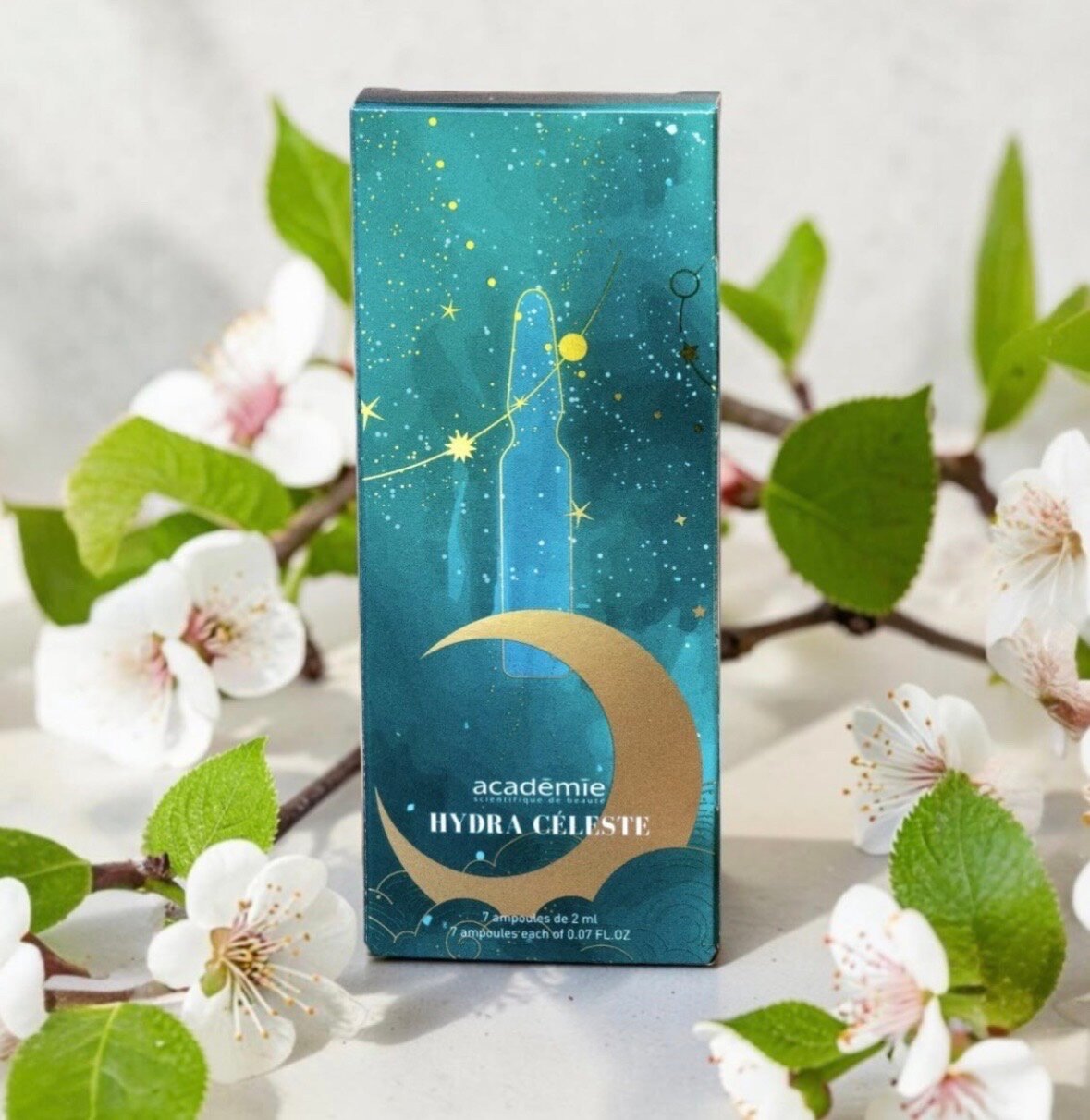 Academie Набор ампул "Divine Hydra" 7 шт по 2 мл Ампулы "Гиалуроновая кислота 2D" (4 шт )+ "Витамин С"(3шт)