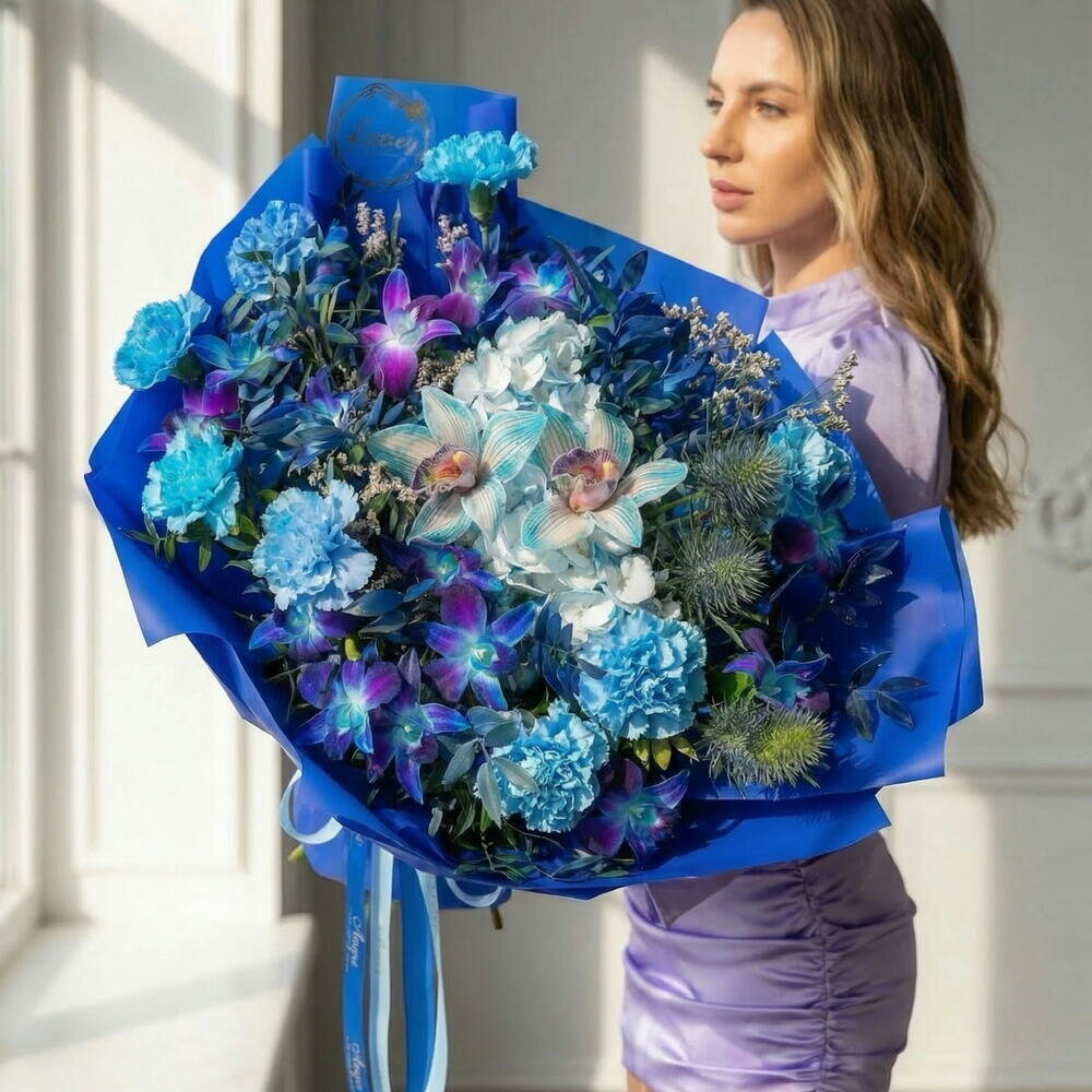 Букет Созвездие. Орхидеи, гортензия и диантус. Авторский букет T101. Leora Flowers дом цветочной моды