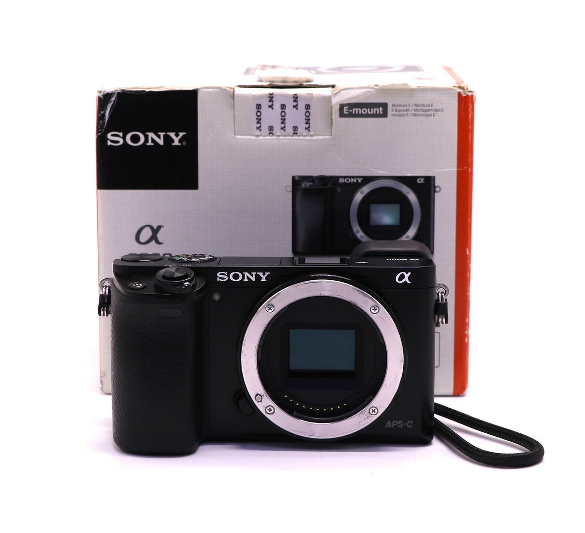 Sony A6000 ILCE-6000 body в упаковке (пробег 20545 кадров)