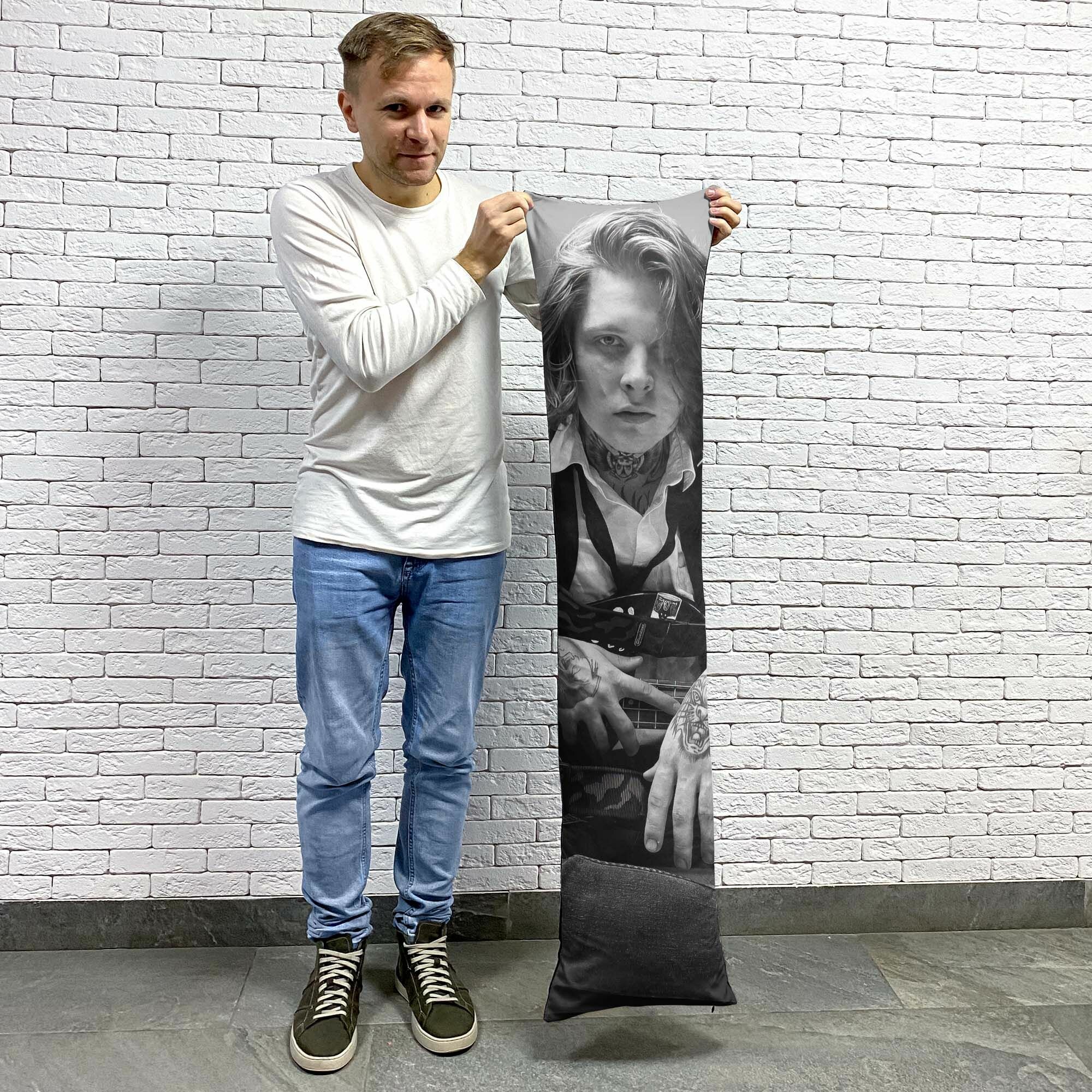 Подушка дакимакура Ярослав Степанов Neverlove 35x140 см