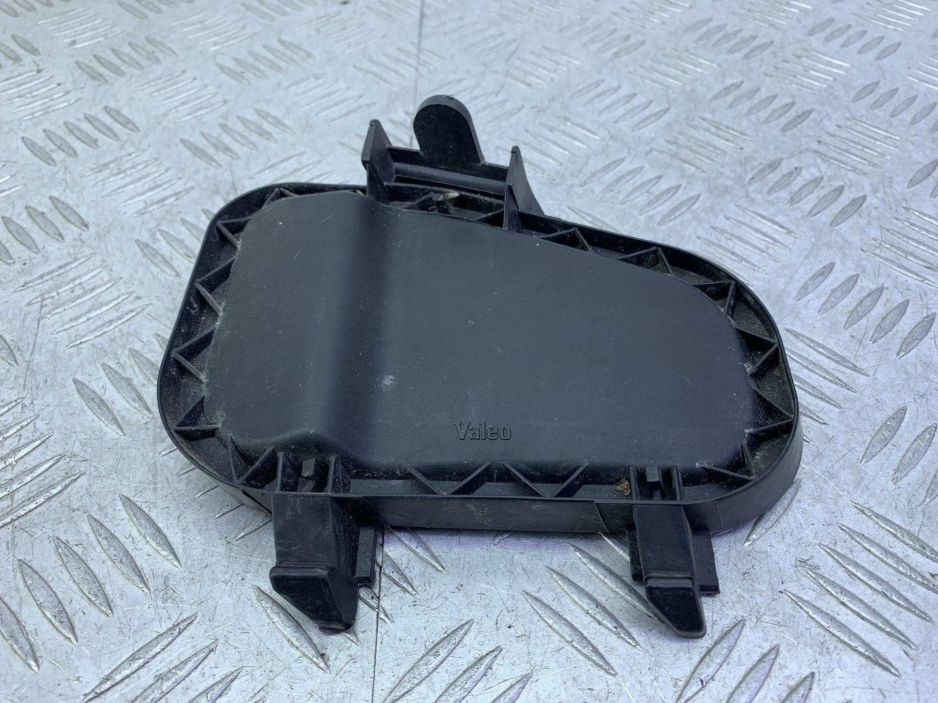 Крышка фары Peugeot 206 рест. (2002 - 2009) 89000526G