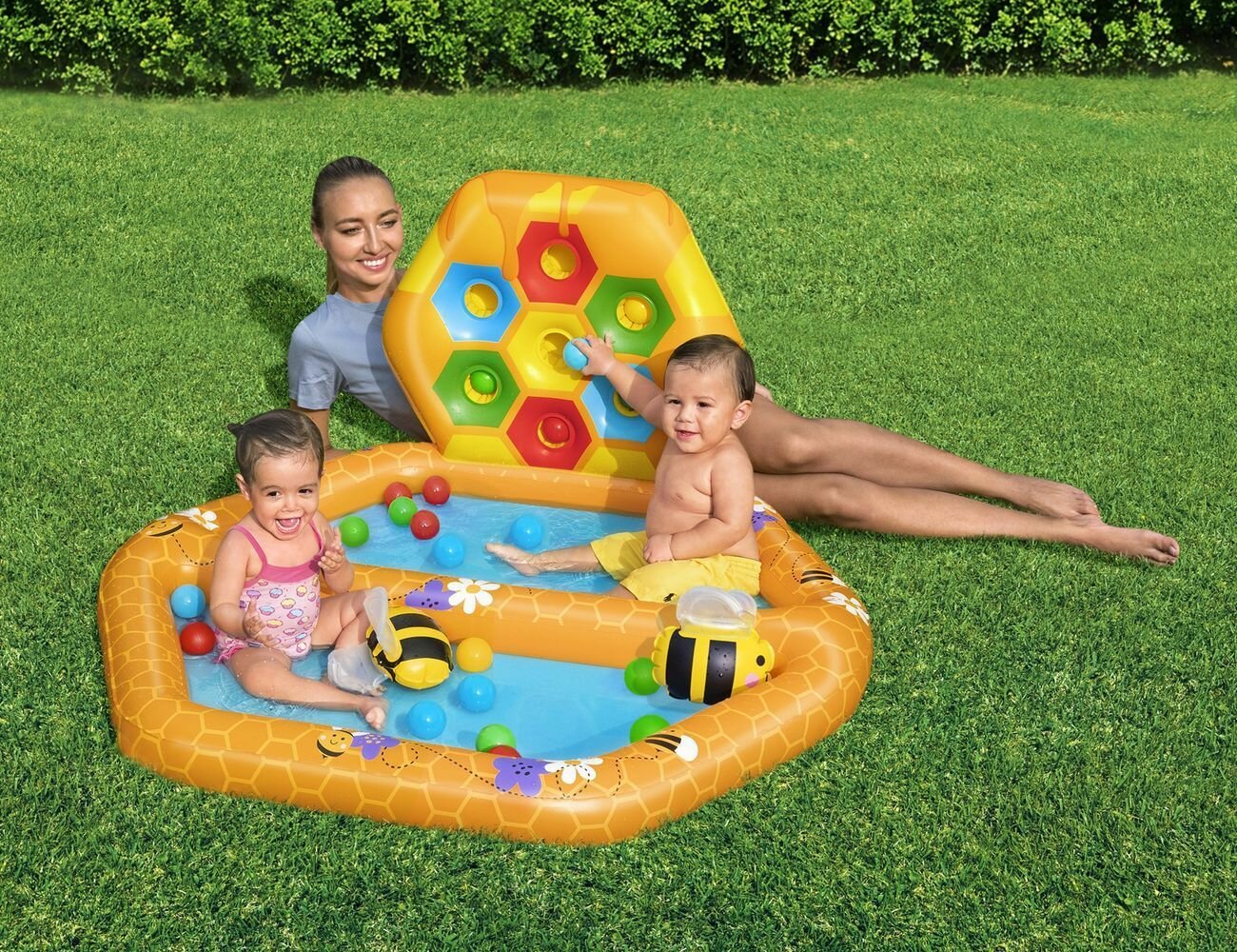 Детский игровой бассейн Маленький улей, 127x119x61 см, с 1 года, Бествей (BestWay), 52639