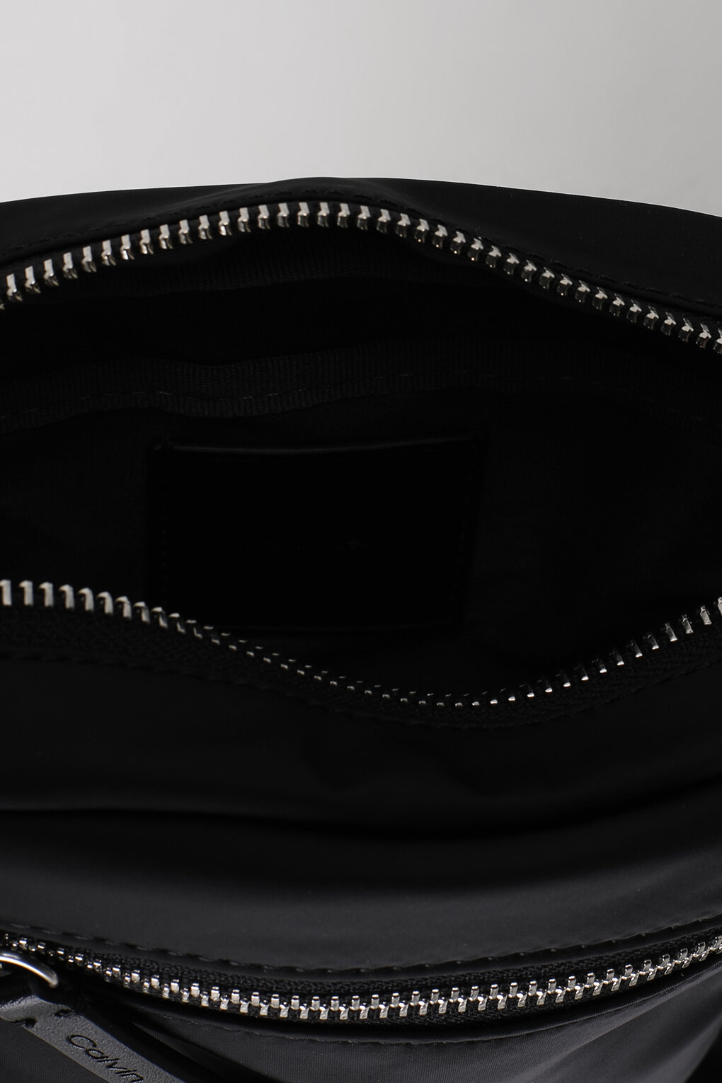 Сумка CALVIN KLEIN, черный — фото 1