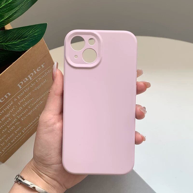 Жидкий силиконовый чехол для iPhone 16 - Полная защита от ударов, розовый