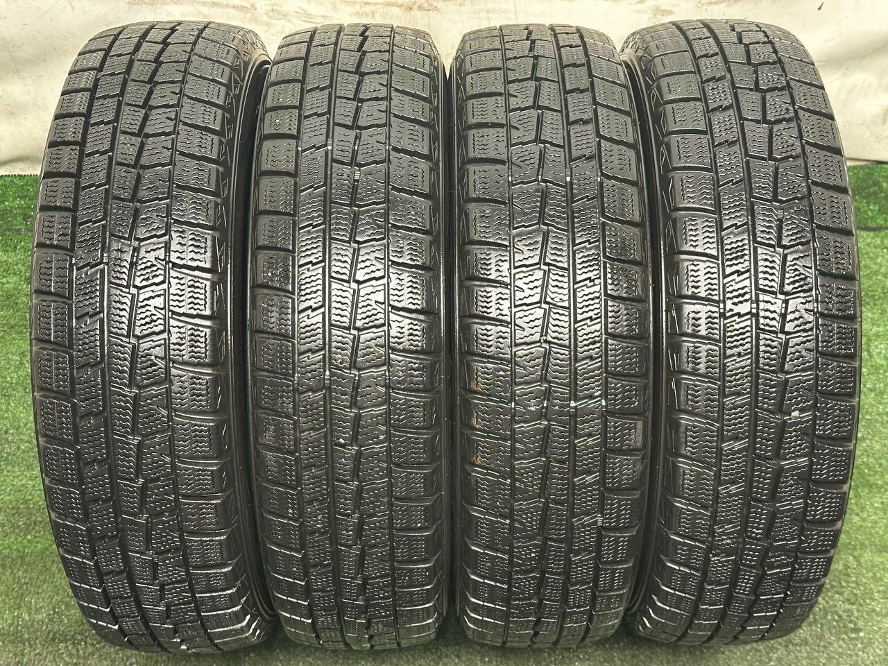 Комплект (4 шт) зимних БУ шин Dunlop Winter Maxx 155/70 R13 30% износ NUL369808