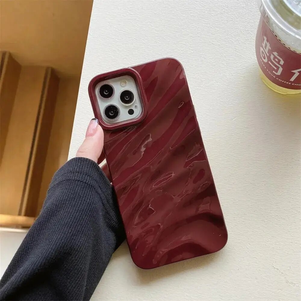 Роскошный Глянцевый Мягкий Чехол Для iPhone С 3D Волнистым Красный, Smooth wine, For iPhone 15