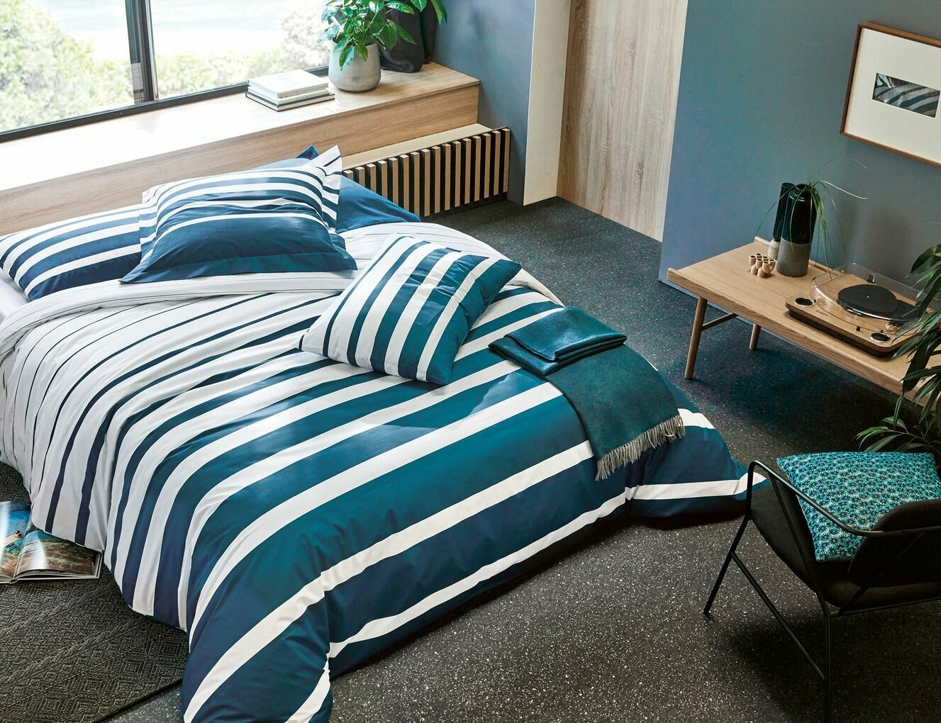 Комплект постельного белья 2х спальное евро 200x220 от Blanc des Vosges GRAND LARGE BLEU P AON