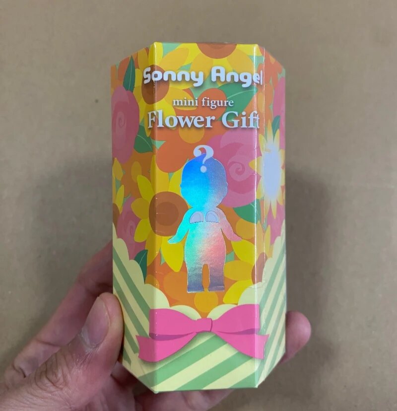 Sonny Angel мини-фигурка "Цветочный подарок"