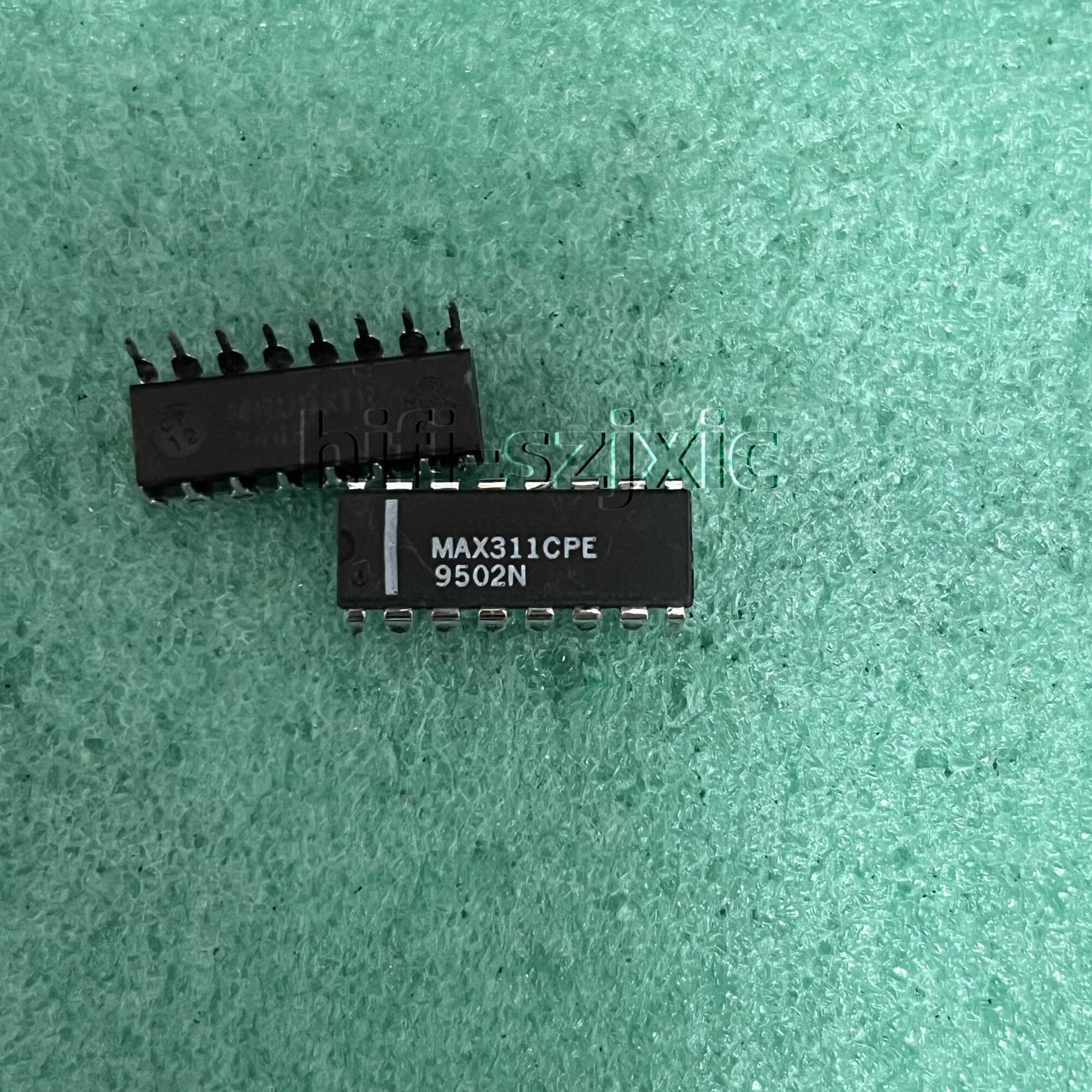 MAX311CPE CMOS RF/Видео мультиплексор