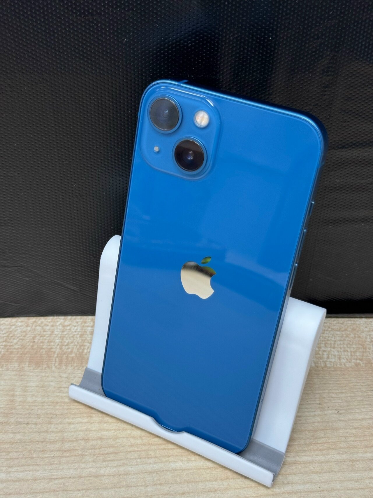 Смартфон Apple IPhone 13 128Gb Blue nano Sim + eSim , EU , голубой Б/У уценка