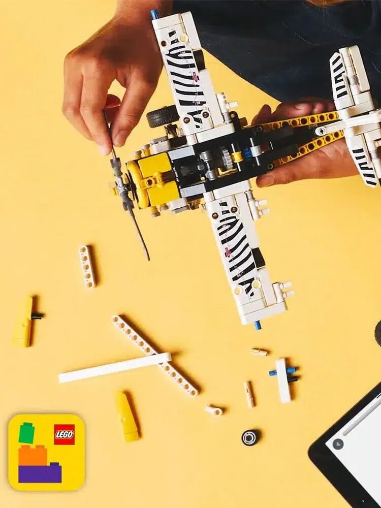 LEGO Technic 42198 Самолеты джунглей — фото 1