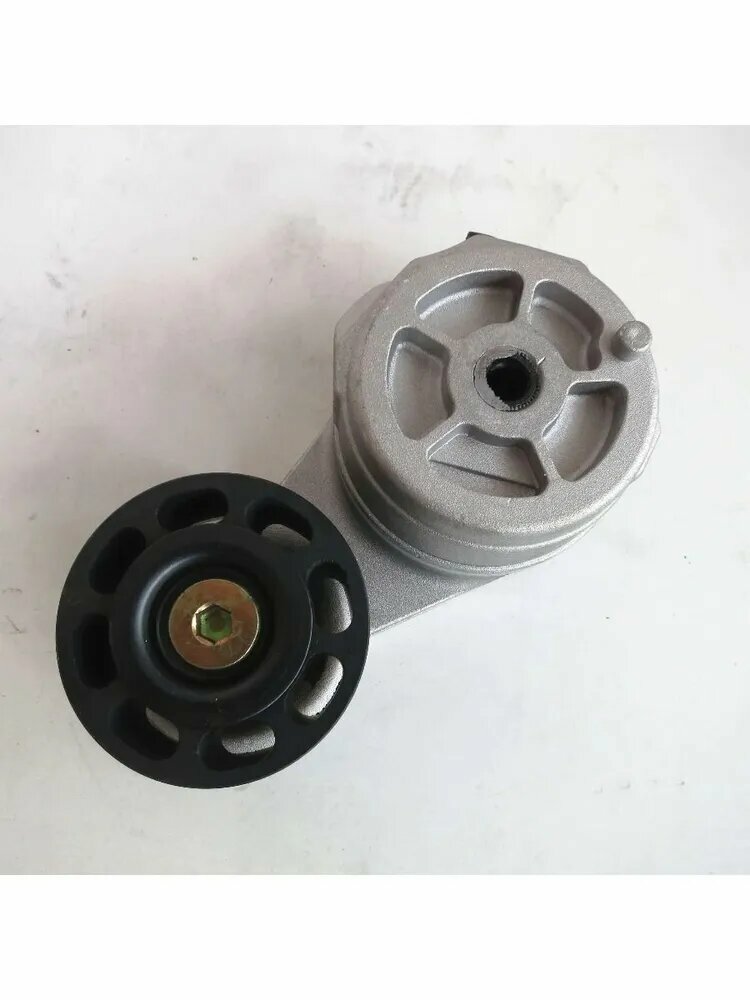 Натяжитель ремня для генераторов Cummins X15, ISX15, QSX15. Номера 3104027, 3102433, 3100118. Новый, Китай.