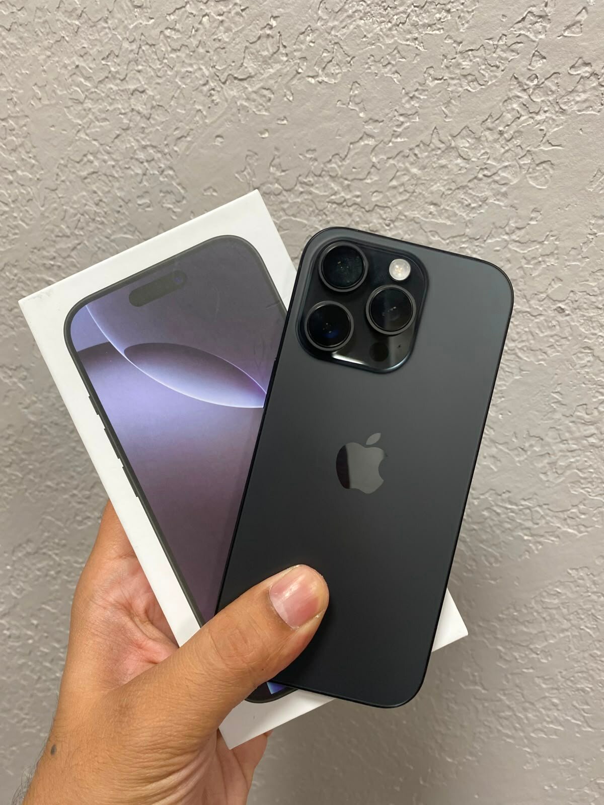 Смартфон Apple iPhone 16 Pro 128 ГБ (eSIM), Black, 97% #26