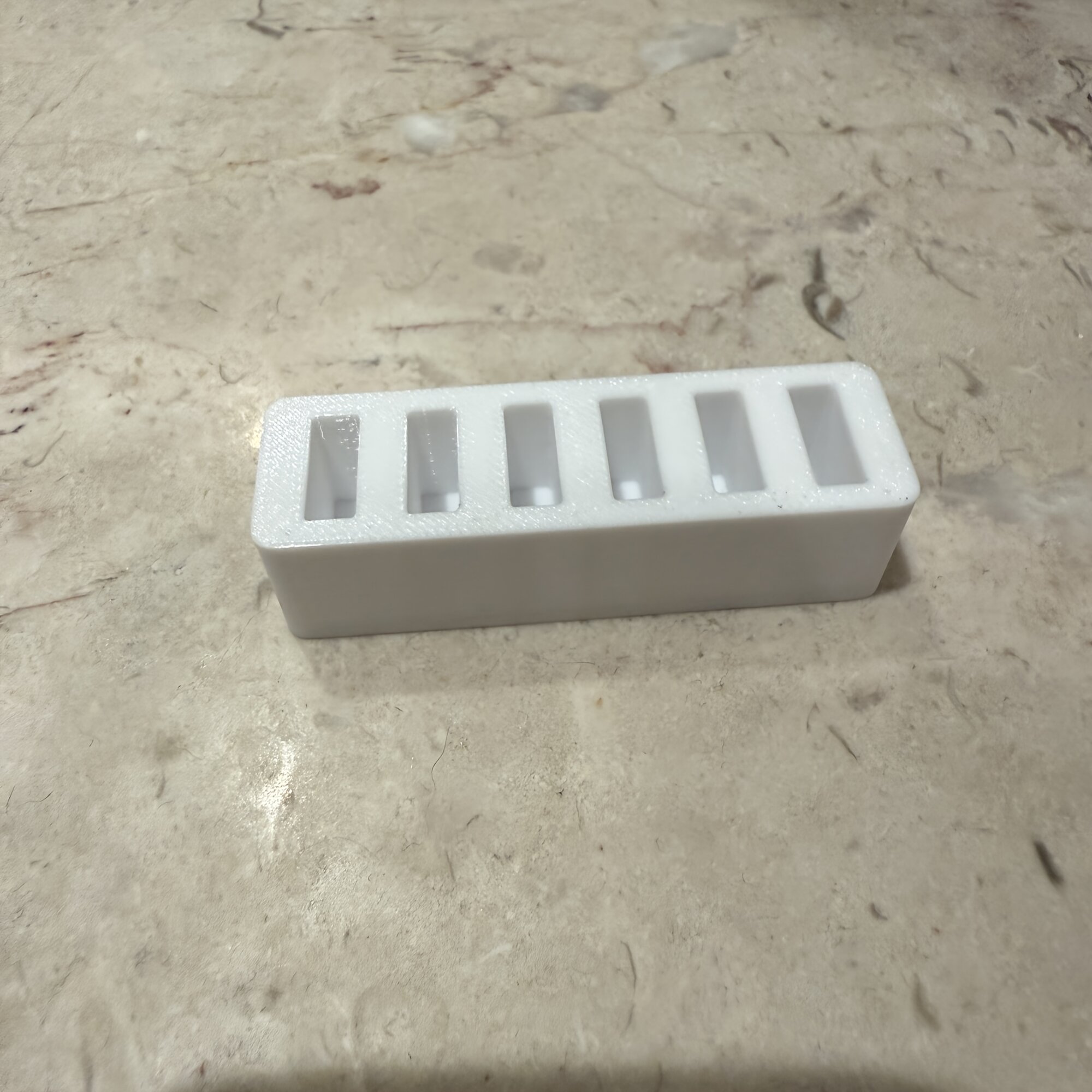 Настольный органайзер-подставка для USB, белый